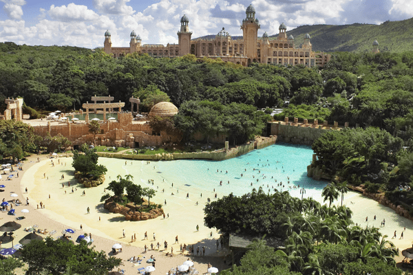 BIG on Entertainment - FootNotes Media