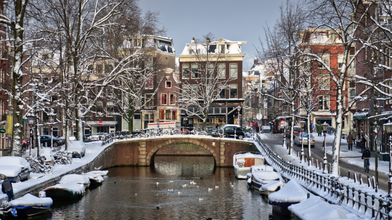 Why Amsterdam Deserves A Spot On Your Winter Travel List - FootNotes Media